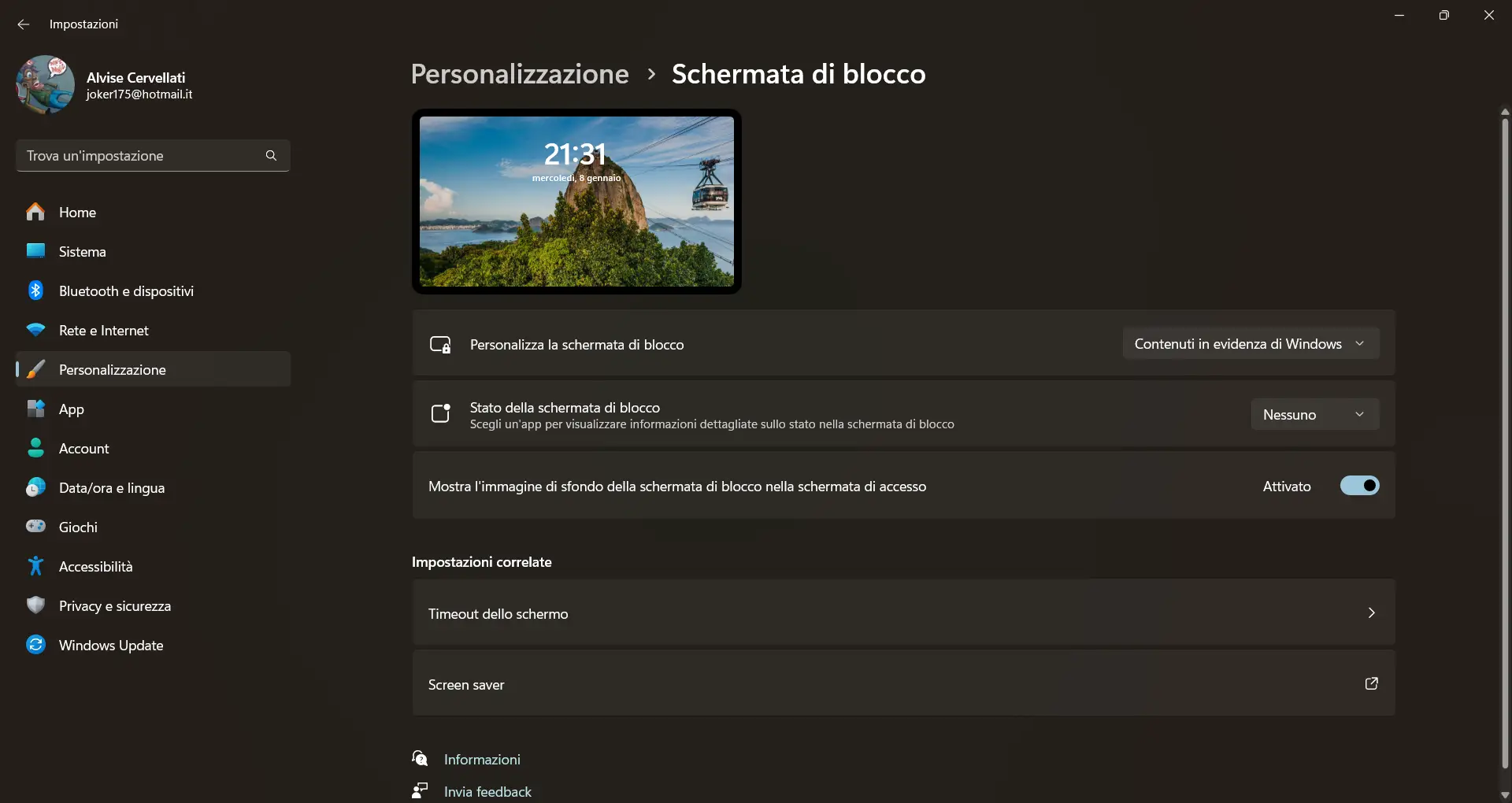 Spotlight o Contenuti in Evidenza non cambia lo sfondo in Windows 11
